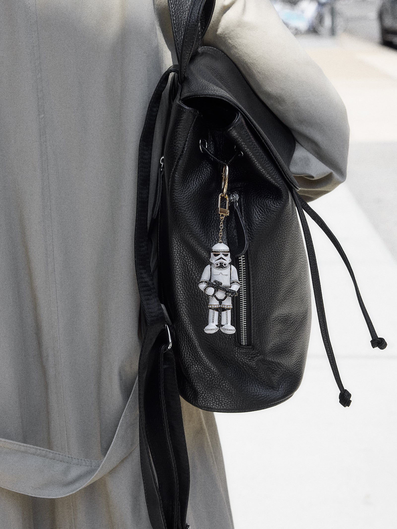 STAR WARS™ Stormtrooper™ Bag Charm - Stormtrooper – Embellished key ...